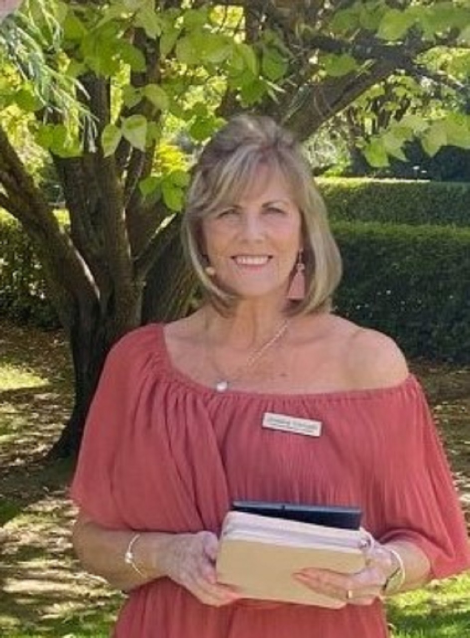 Christine Trenwith Marriage Celebrant - Marriage Celebrant Glenelg ...