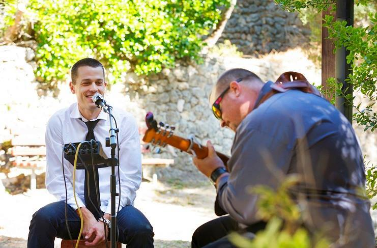 Max Percy - Wedding Music Rockingham | Easy Weddings