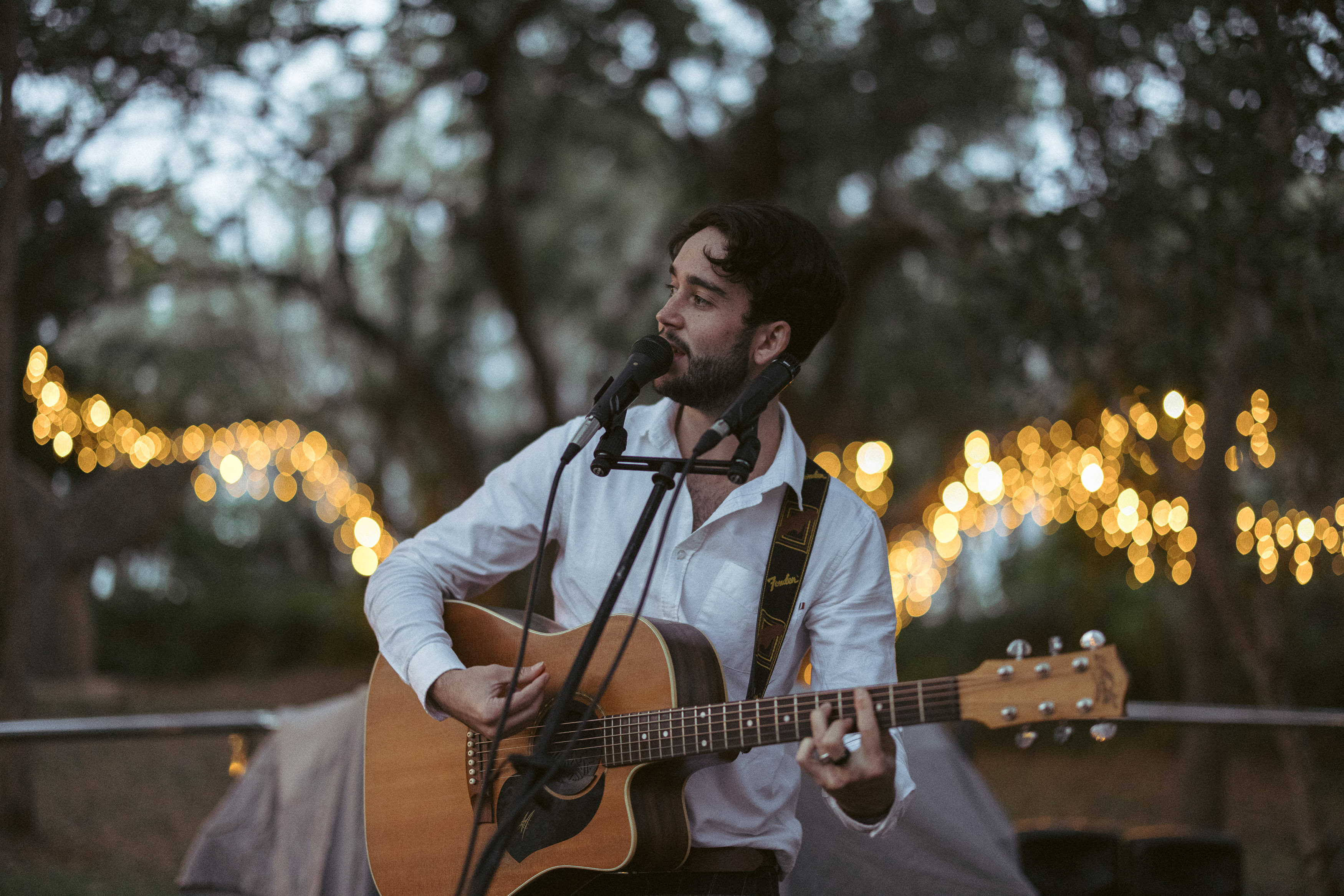 Kyle Bryant Music - Wedding Music Cleveland | Easy Weddings